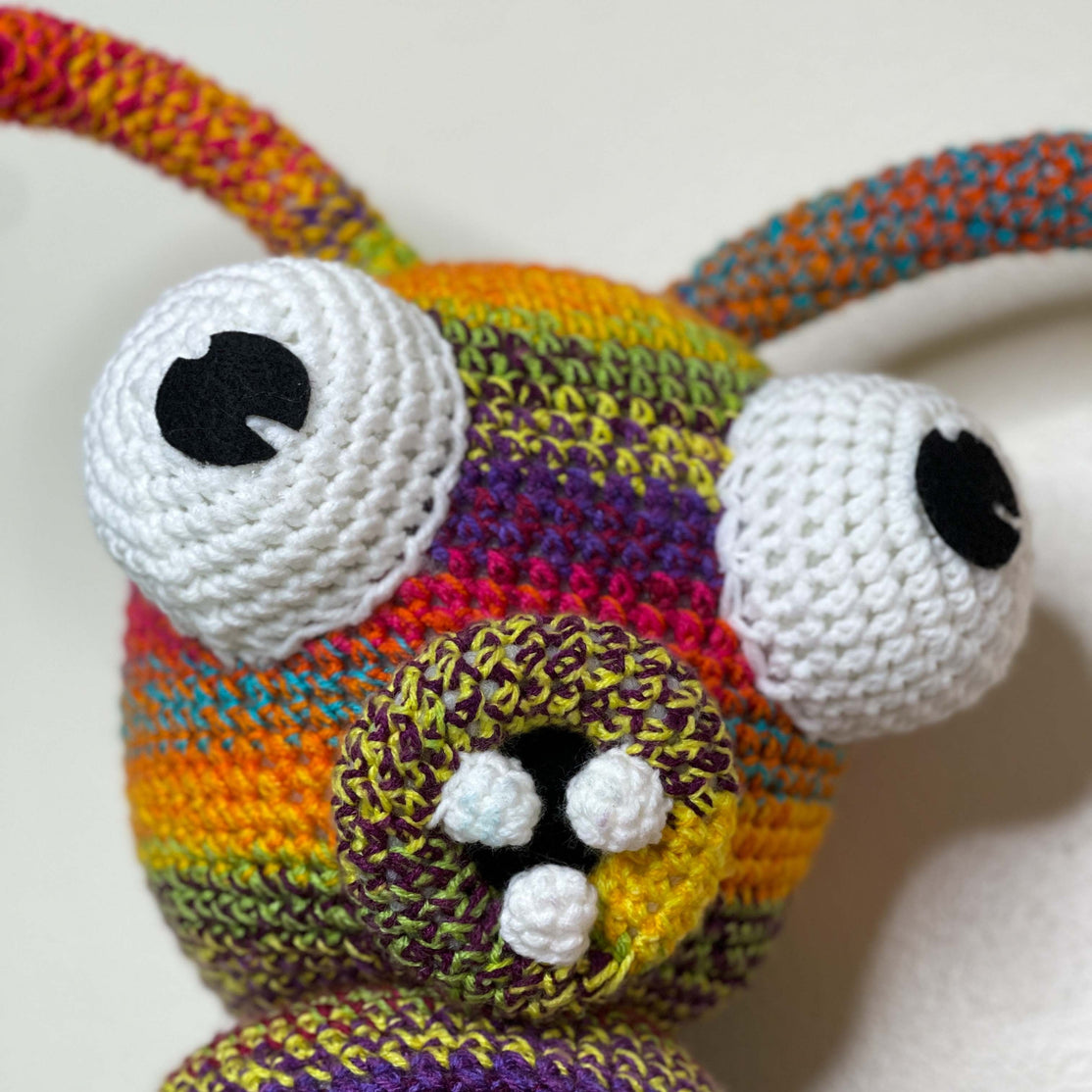 Bumpy Cuddle Bug – Hobbii